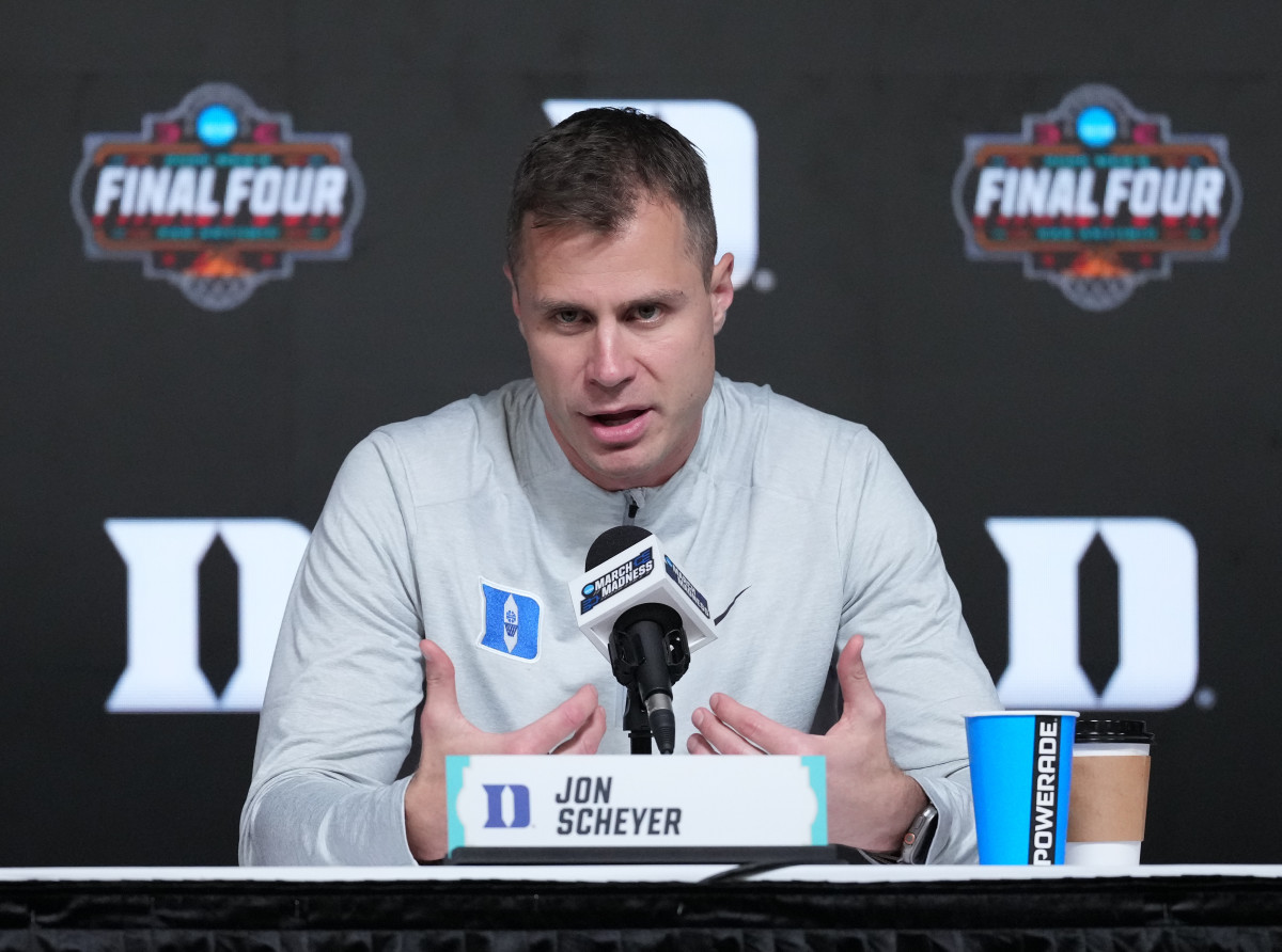 Jon Scheyer Sends Strong Message to Khaman Maluach After NBA Draft ...