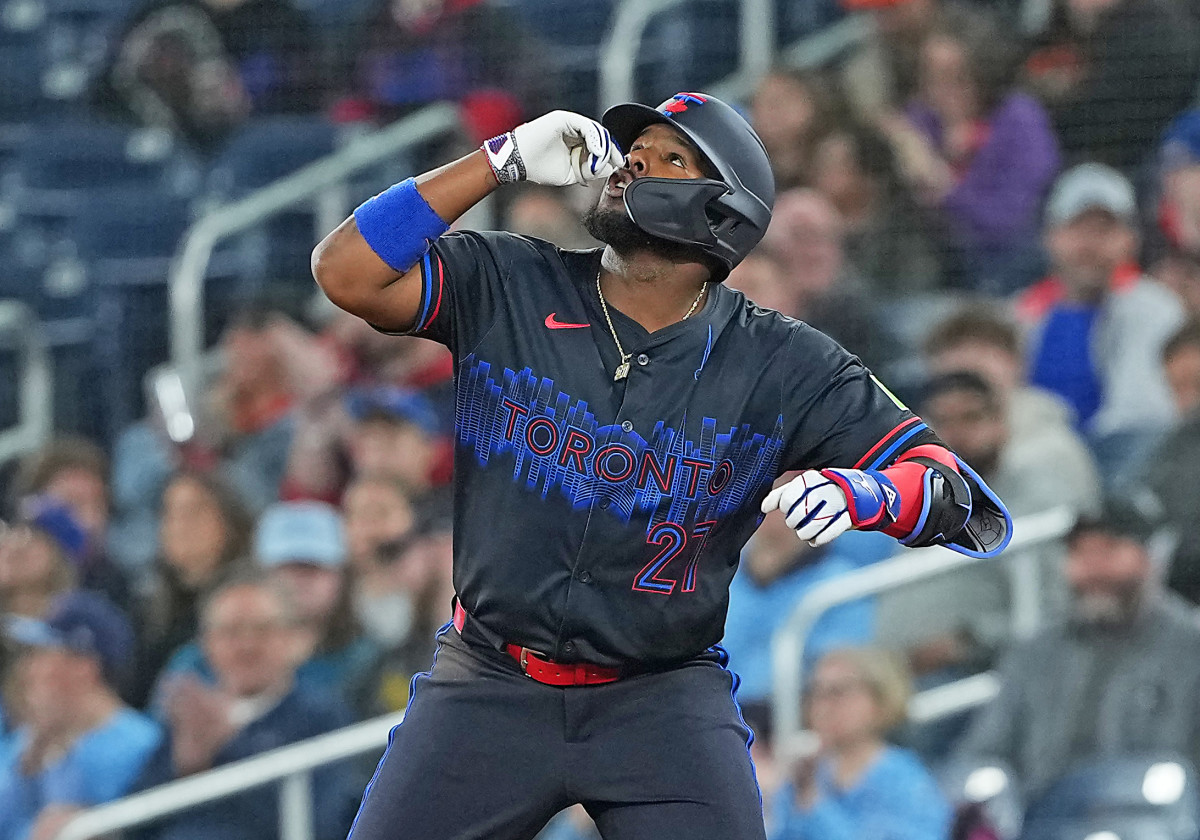 Former MLB GM Sends Clear Message After $500 Million Vladimir Guerrero Jr. News - Athlon Sports