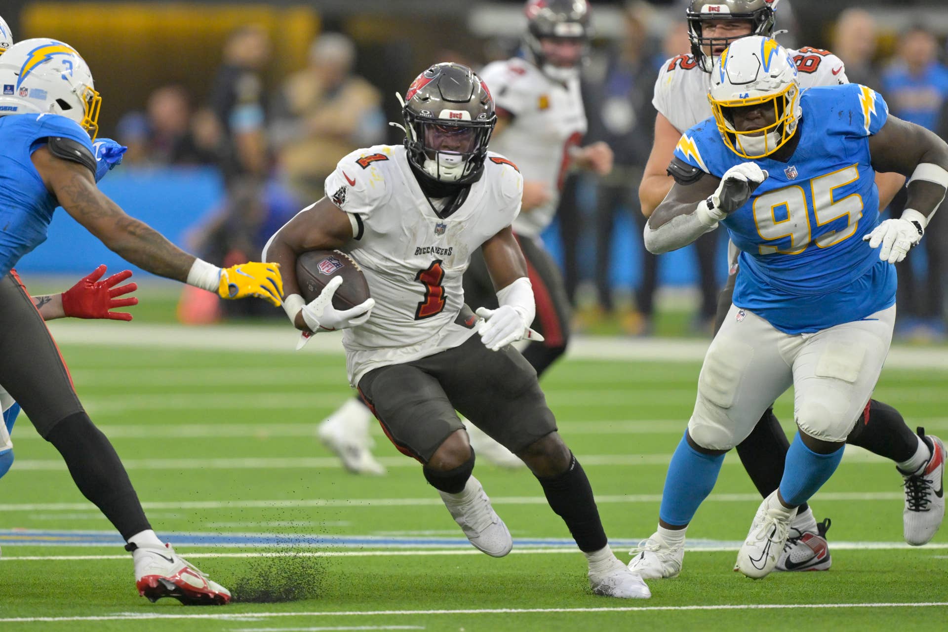 Broncos Trade Pitch Lands Buccaneers Running Back - Athlon Sports