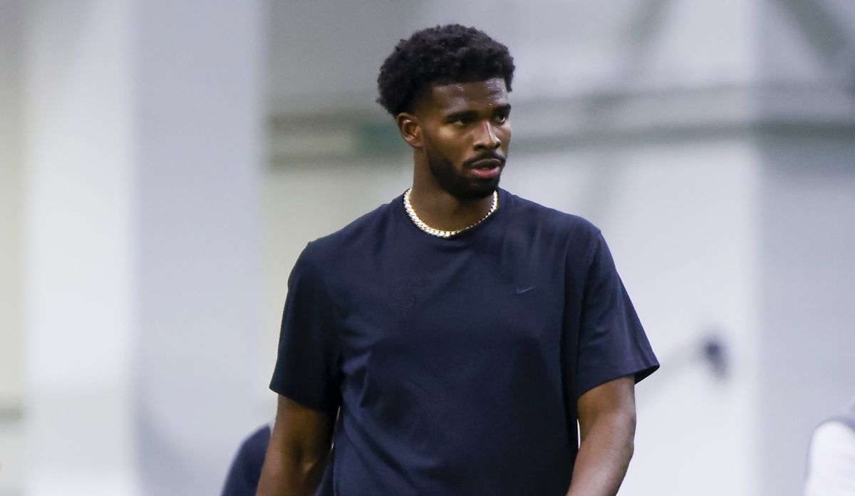 NFL Insider Sends Harsh Shedeur Sanders Warning on Eve of 2025 NFL Draft - Athlon Sports