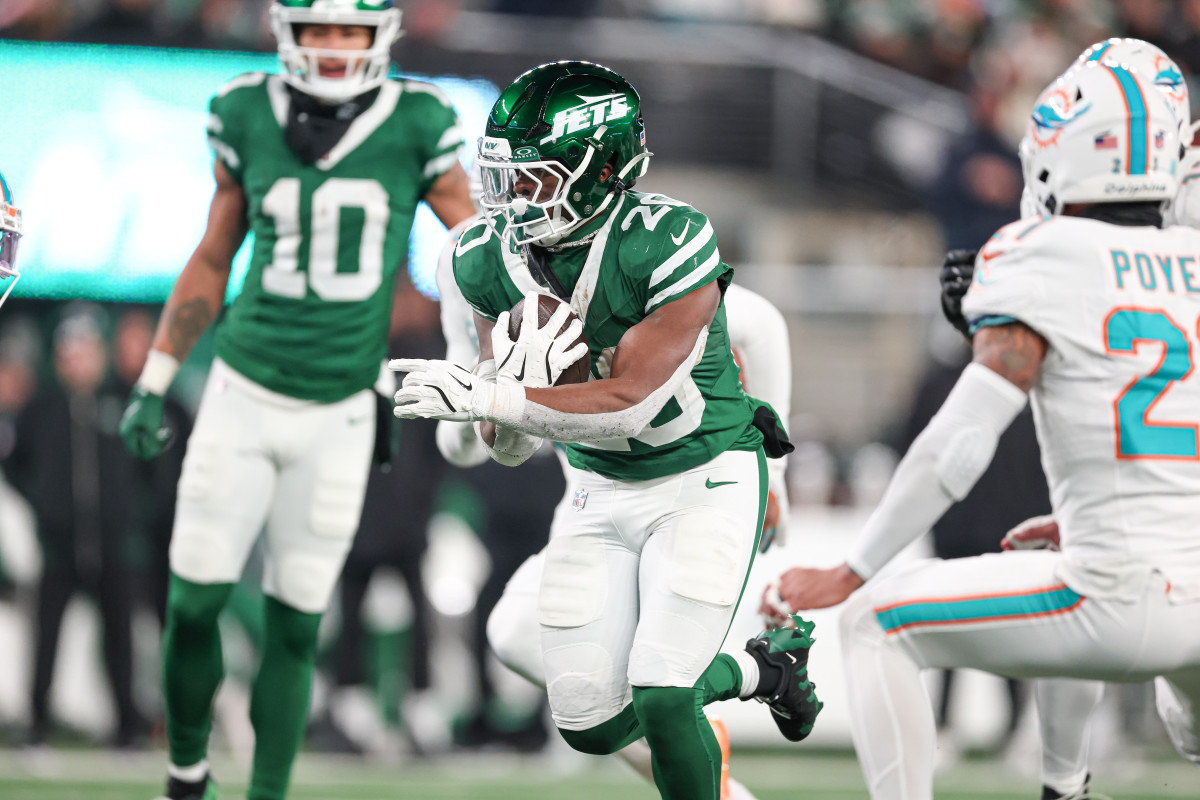 New York Jets’ Breece Hall Trade Rumors Swirl Amid ‘Uncertain' Future ...