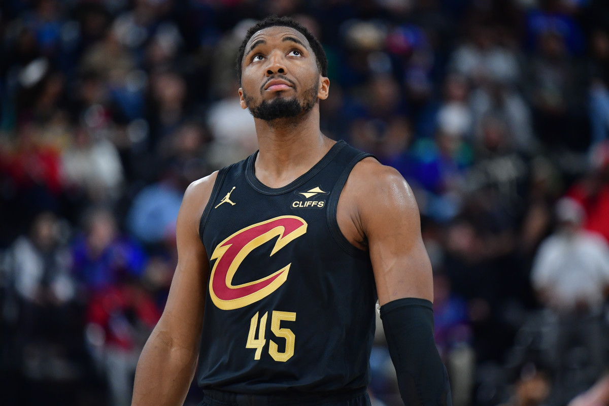 NBA Reacts to Historic Donovan Mitchell News After Cavaliers-Heat ...