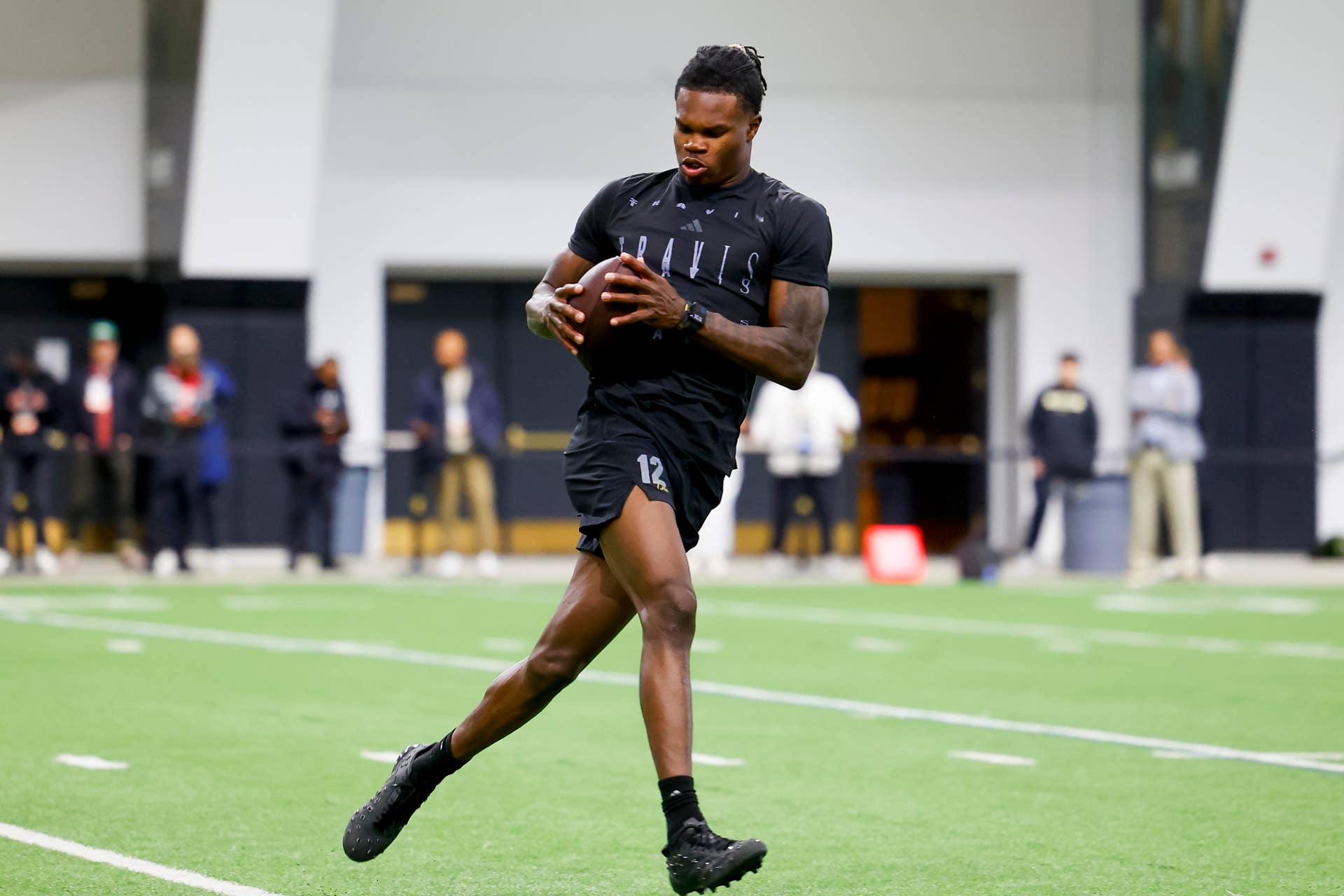 Travis Hunter Issues Ultimatum to Browns Ahead of NFL Draft - Athlon Sports