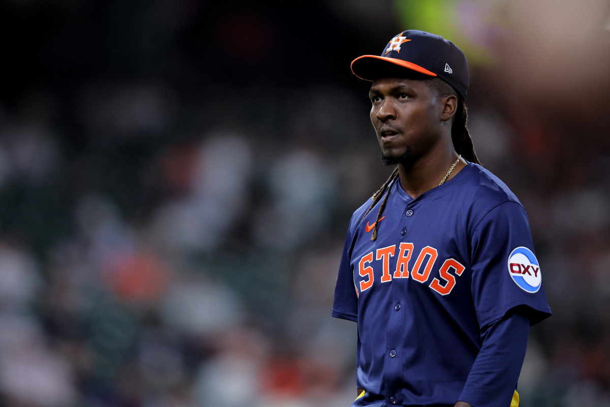 Braves Complete Trade Bringing Former World Series Champion Reliever to ...