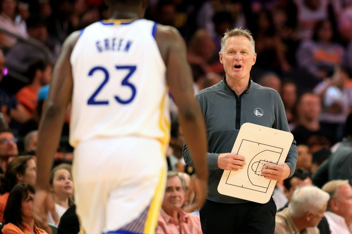 Warriors Make Roster Move Before Clippers Game - Athlon Sports