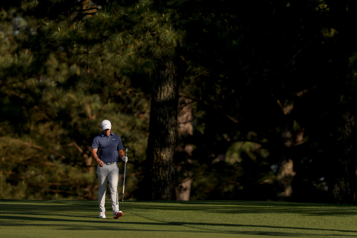 Rory McIlroy Goes Viral at The Masters With 'The Shot of a Lifetime ...