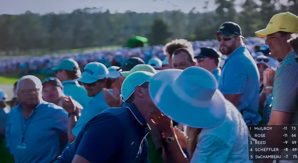 Rory McIlroy Shares Heartfelt Moment With Wife, Daughter After Masters ...