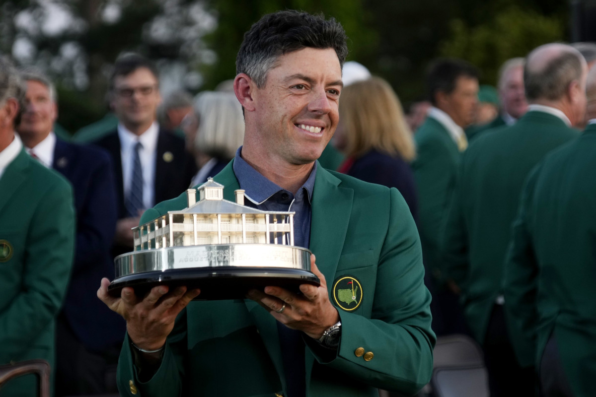 Rory McIlroy Shares Personal Message Tiger Woods Sent Him After First Masters Win - Athlon Sports