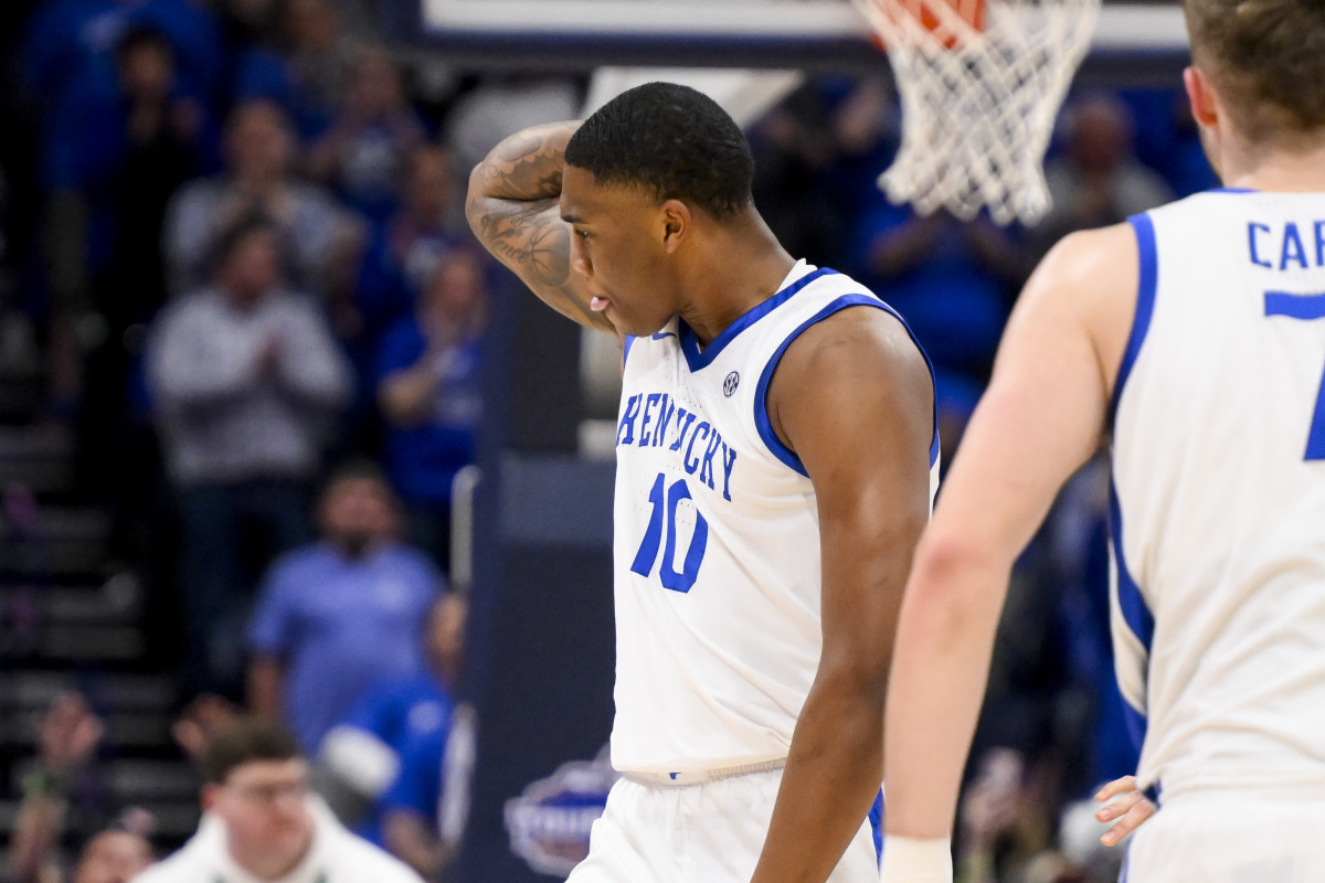 Kentucky Basketball Star Leaves Two-Word Announcement Message for ...