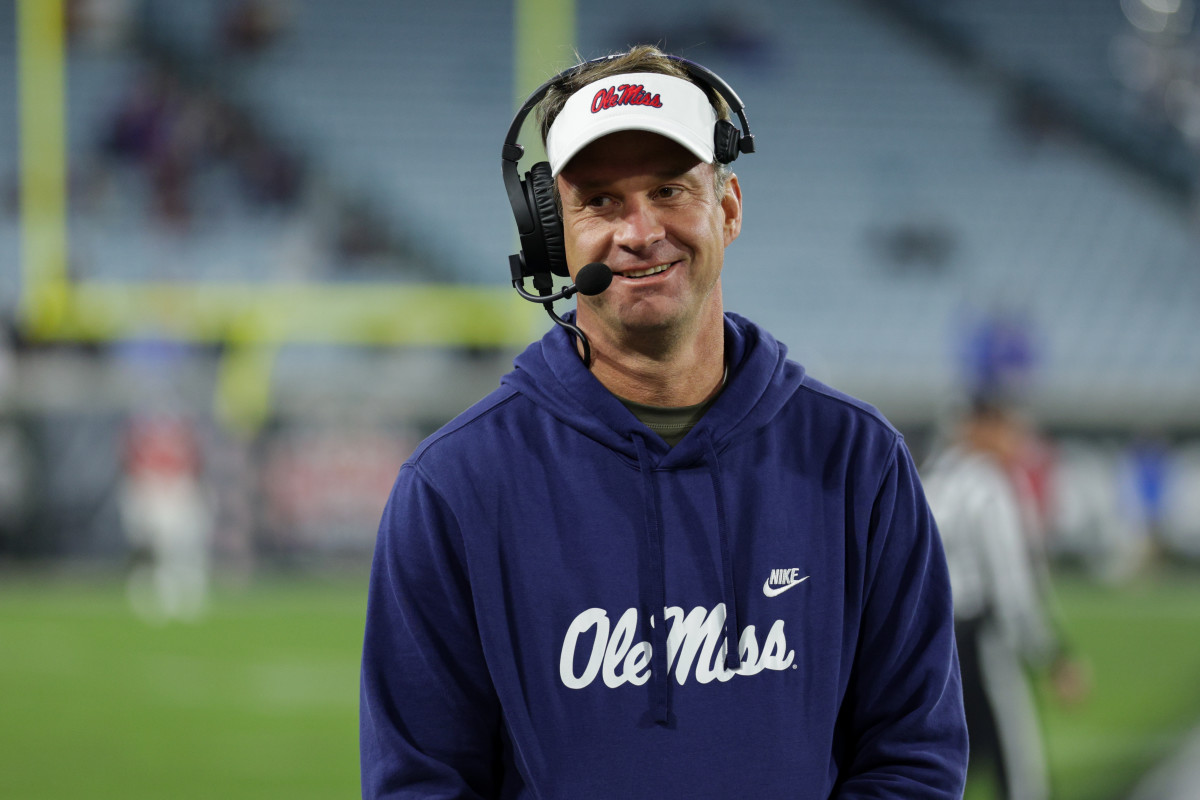 Lane Kiffin 'Wouldn't Be Surprised' if Legendary College Coach Returns ...