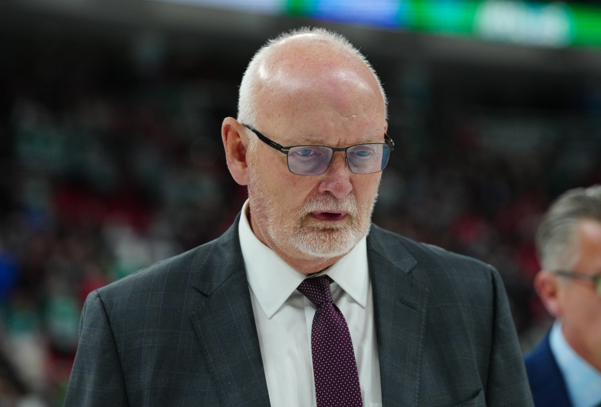 Sabres Make Lindy Ruff Announcement After Season Finale - Athlon Sports