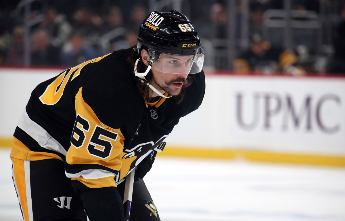 NHL Trade Idea Sends Penguins' Erik Karlsson to Maple Leafs in One-for-One Deal - Athlon Sports