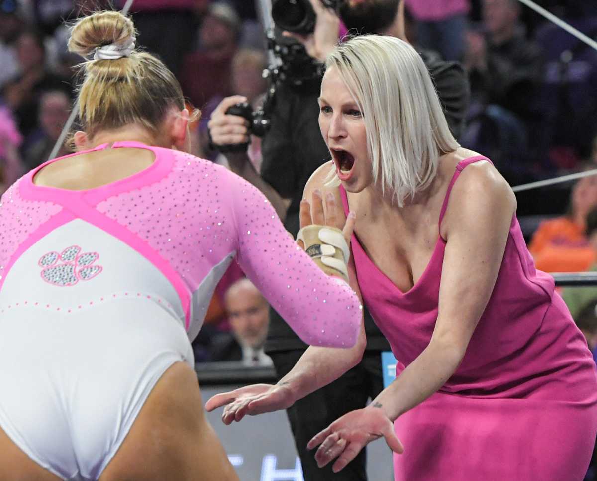 Despite Early Success, Clemson Parts Ways With Controversial Coach ...