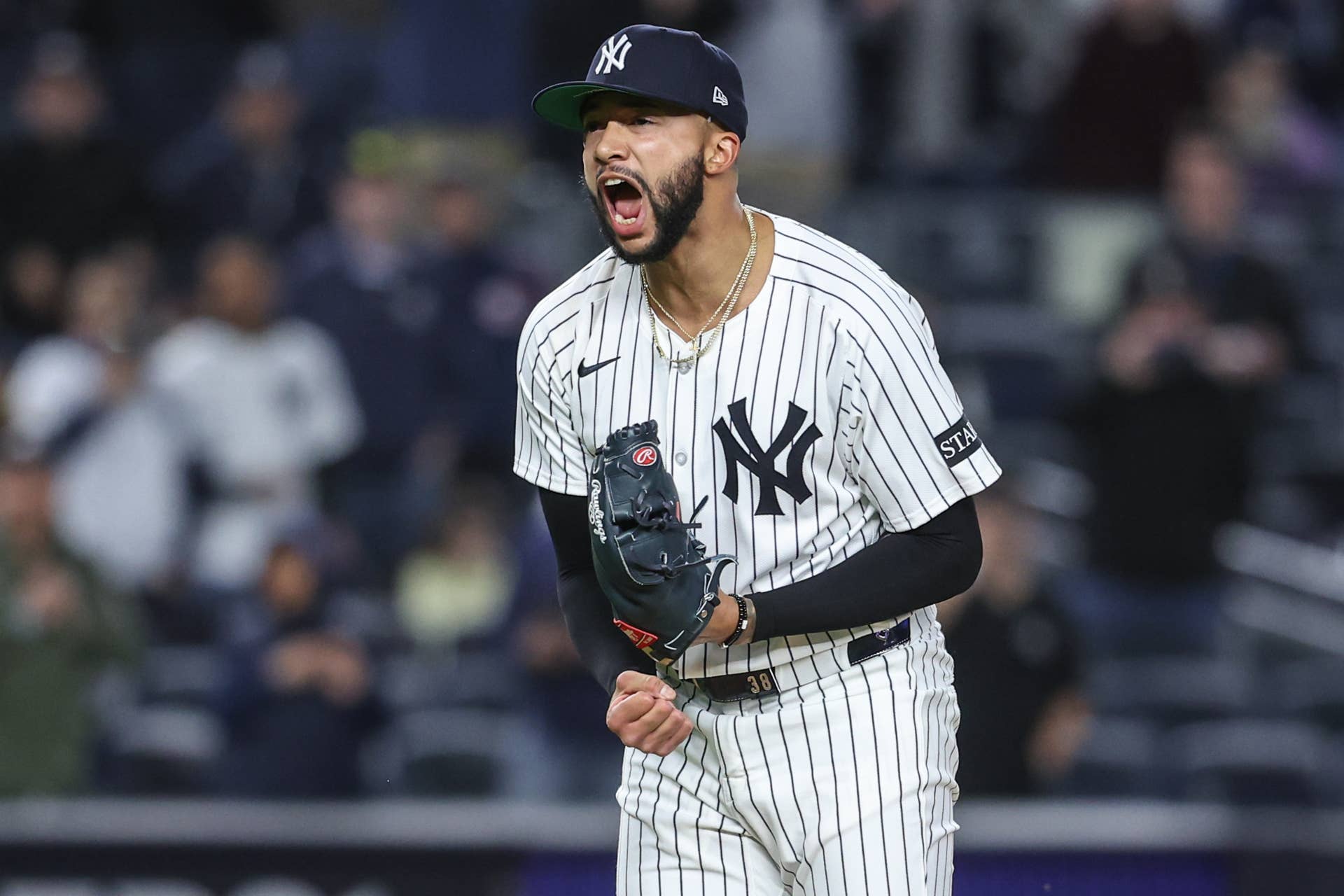 Yankees Fans Demand Massive Change After Embarrassing Collapse Saturday ...