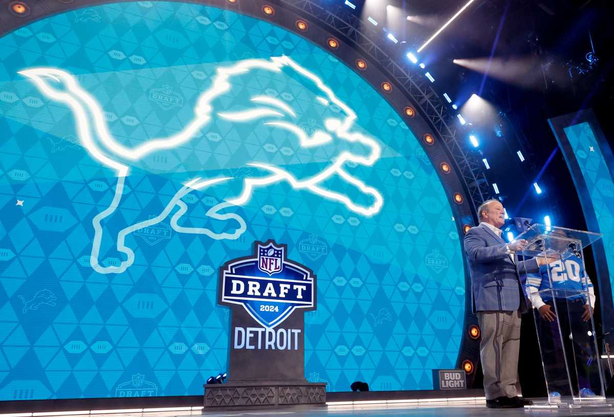 Detroit Lions Hosted Pre-Draft Visit With Cam Skattebo - Athlon Sports