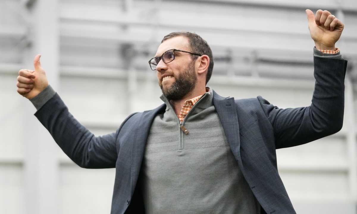 Andrew Luck Turns Heads While Playing QB During Stanford Football ...