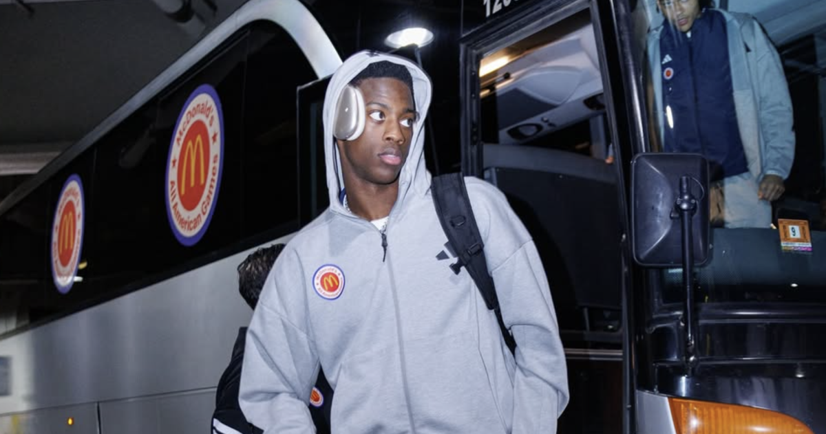 AJ Dybantsa Sends Powerful Message for BYU on International Stage - Athlon Sports