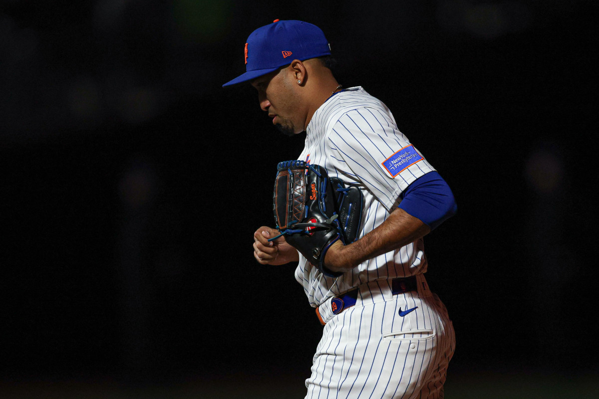 Mets Facing Decision After Edwin Diaz News - Athlon Sports