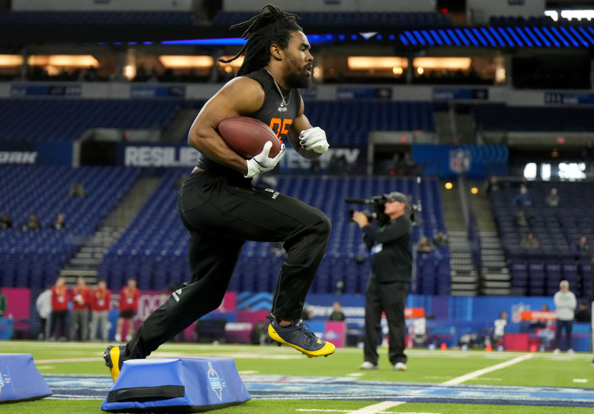 College Football Star's NFL Draft Snub Sparks Talk of 'EA Sports Cover ...