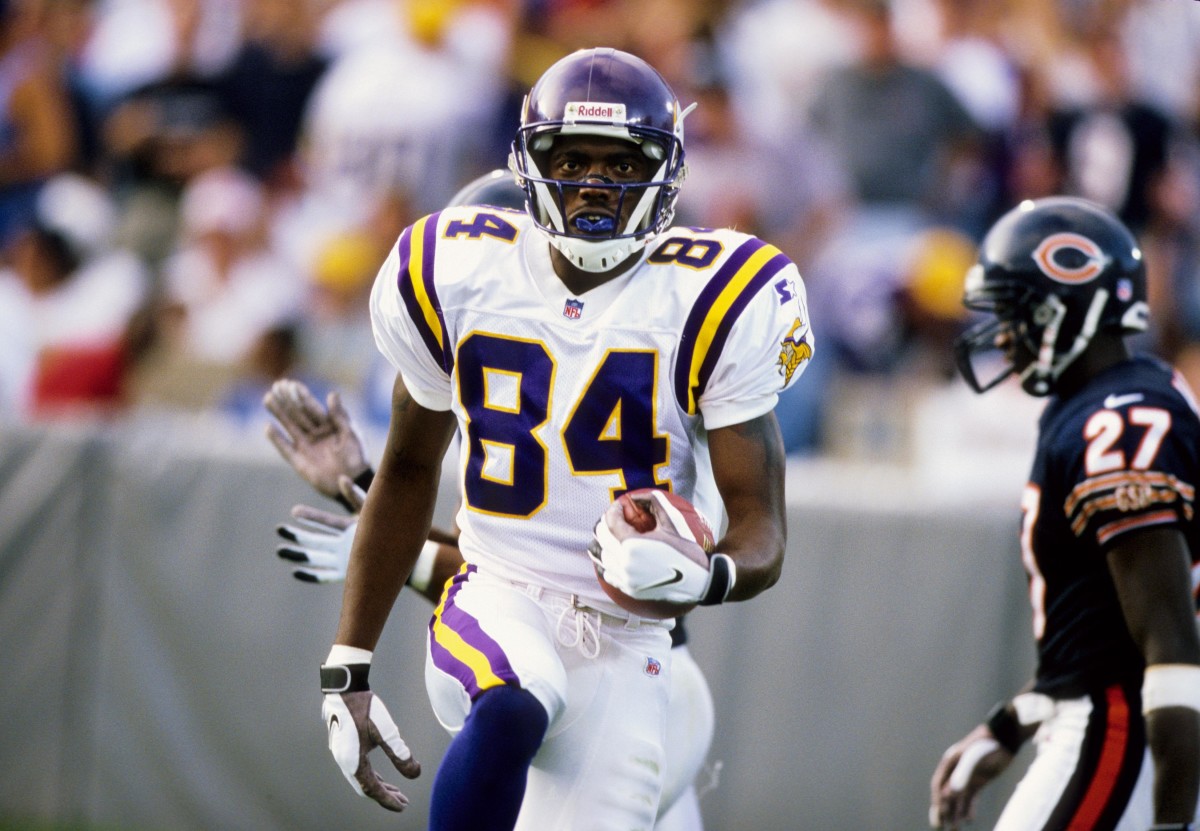 Randy Moss' Son Reacts After Going Unsigned at Vikings Tryout - Athlon ...