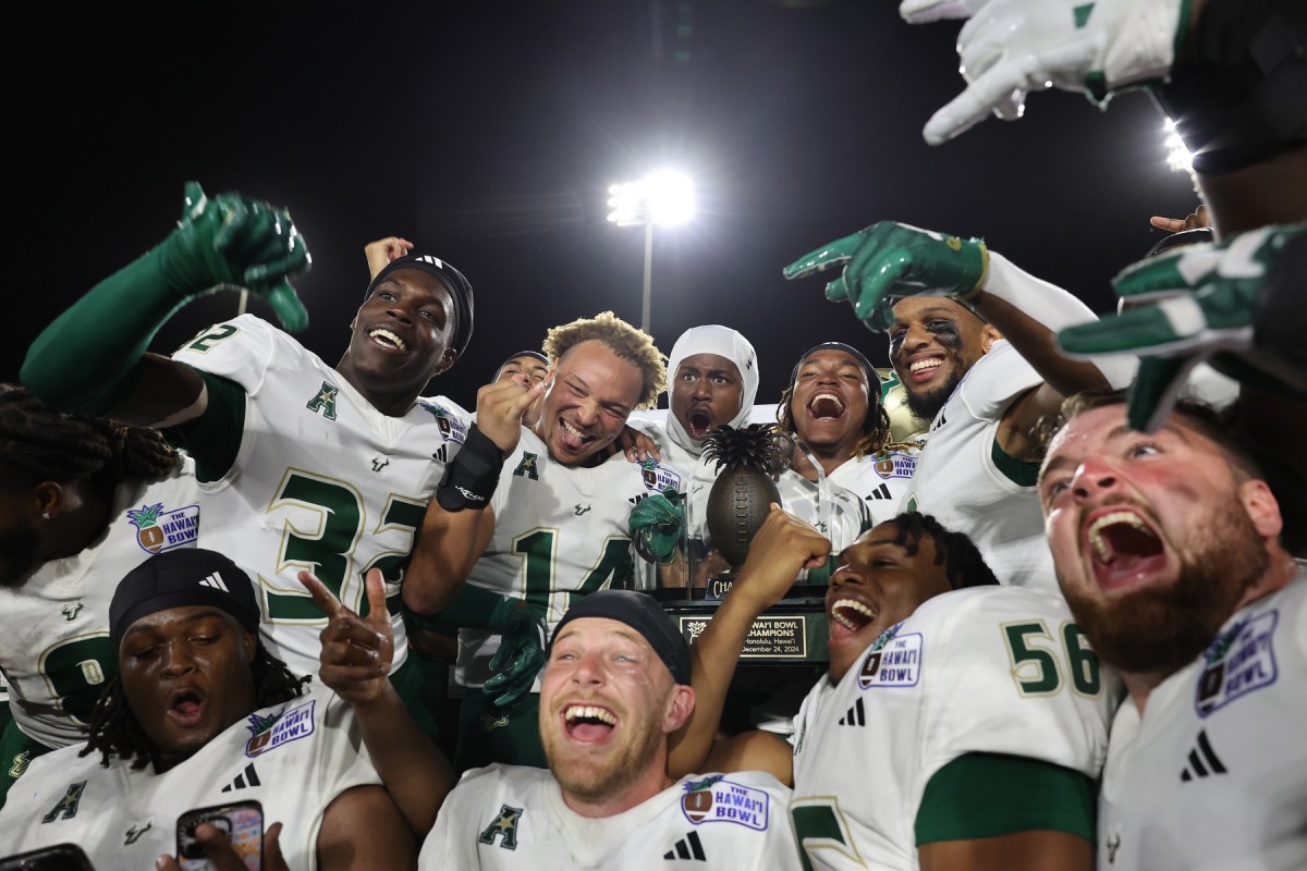 Former Defensive Player of the Year Announces College Football Transfer ...