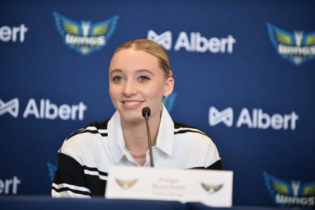 Paige Bueckers’ Blunt Admission on Popularity Amid WNBA Rookie Season - Athlon Sports