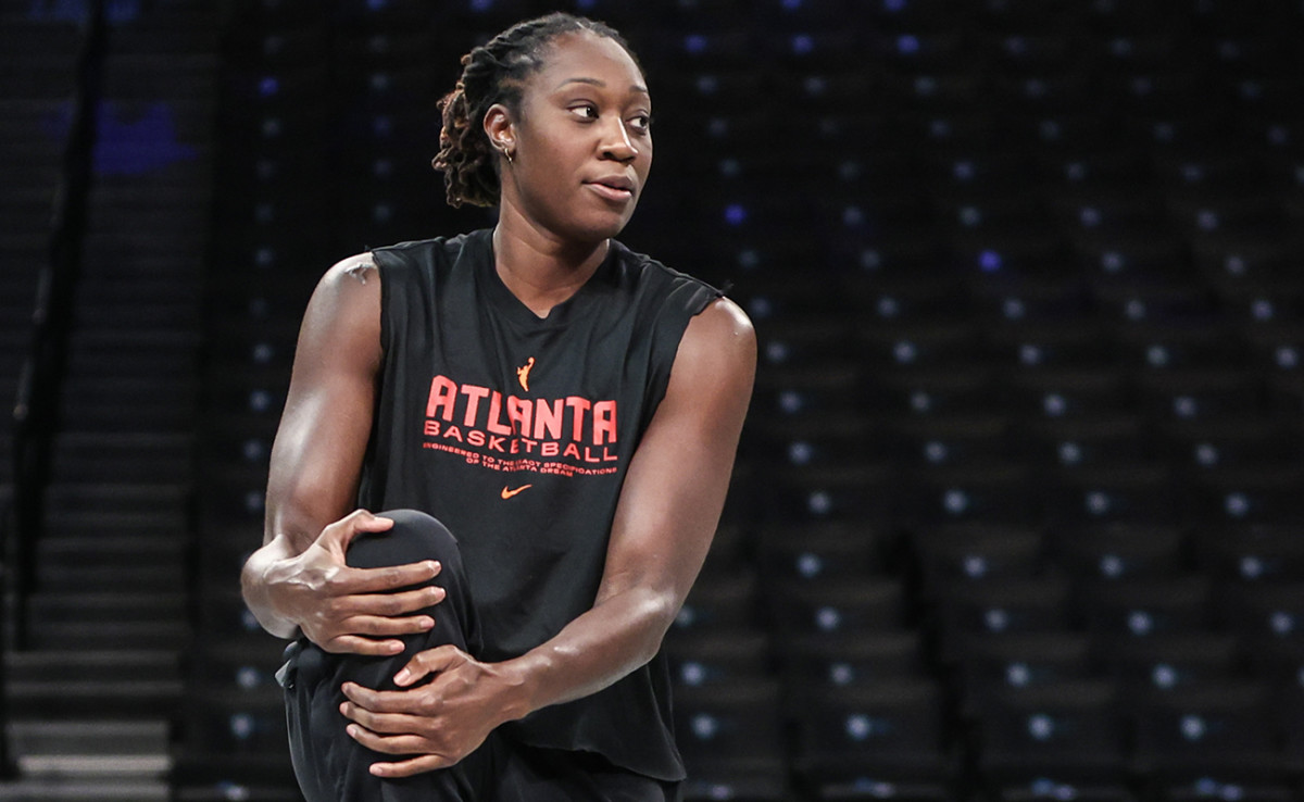 WNBA Sends Clear Tina Charles Message on Friday - Athlon Sports