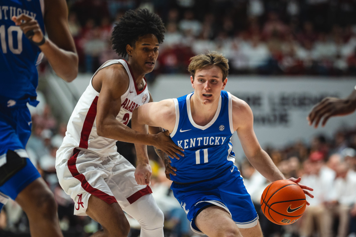 Former Kentucky Men’s Basketball Guard Travis Perry Commits to Ole Miss - Athlon Sports