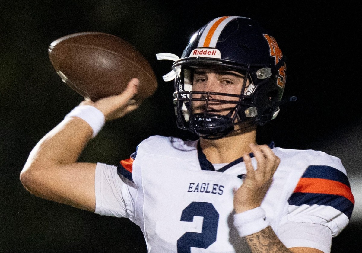 Nation’s No. 1 QB Has Four-Word Message for Georgia After 4-Star's Official Visit - Athlon Sports