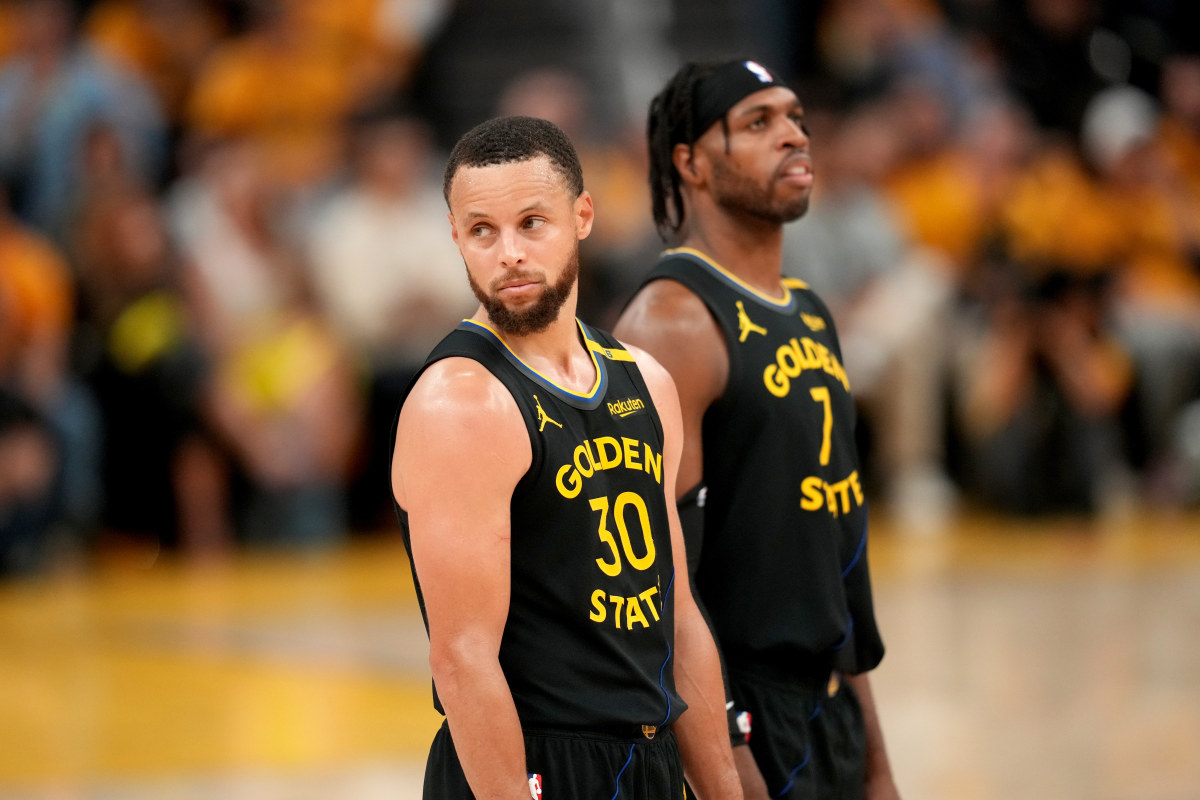 Warriors Teammate Responds to Pressure of Filling Stephen Curry Role ...