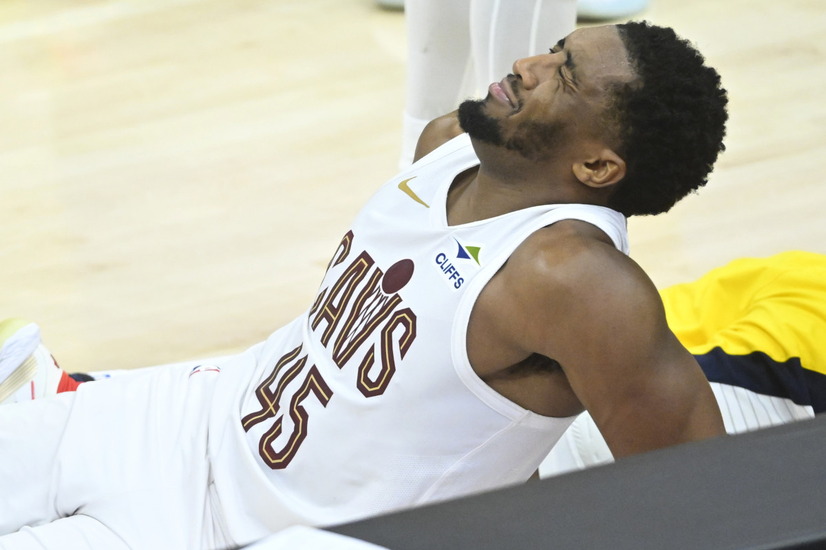 Cavaliers Make Troubling Donovan Mitchell Announcement After Injury in ... Cavaliers Make Troubling Donovan Mitchell Announcement After Injury in ...