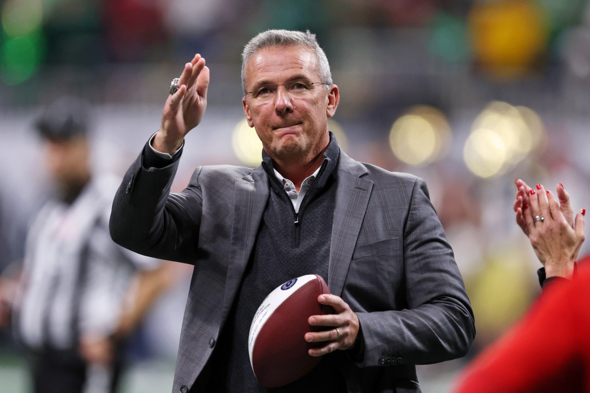Urban Meyer Hails Two Big Ten Powerhouses For Adapting to New NIL Era ...