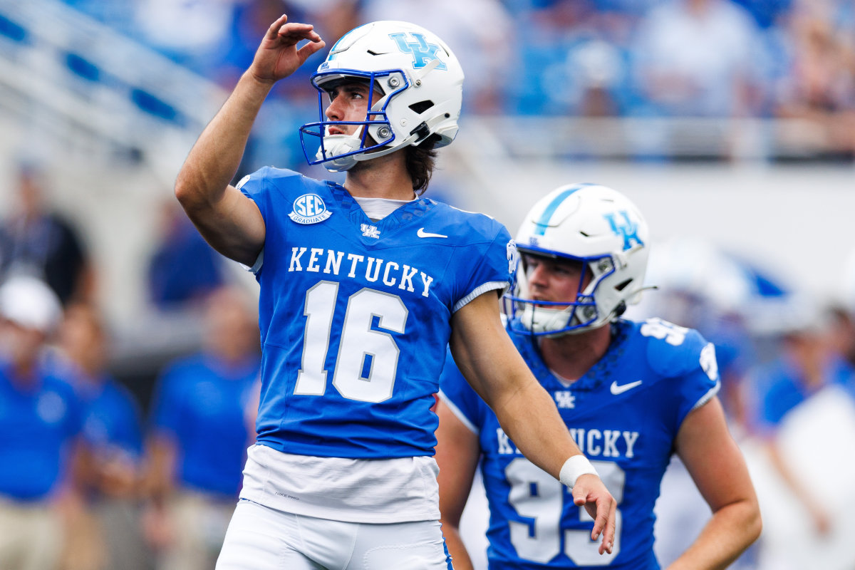Kentucky Kicker Earns NFL Opportunity with Tampa Bay - Athlon Sports