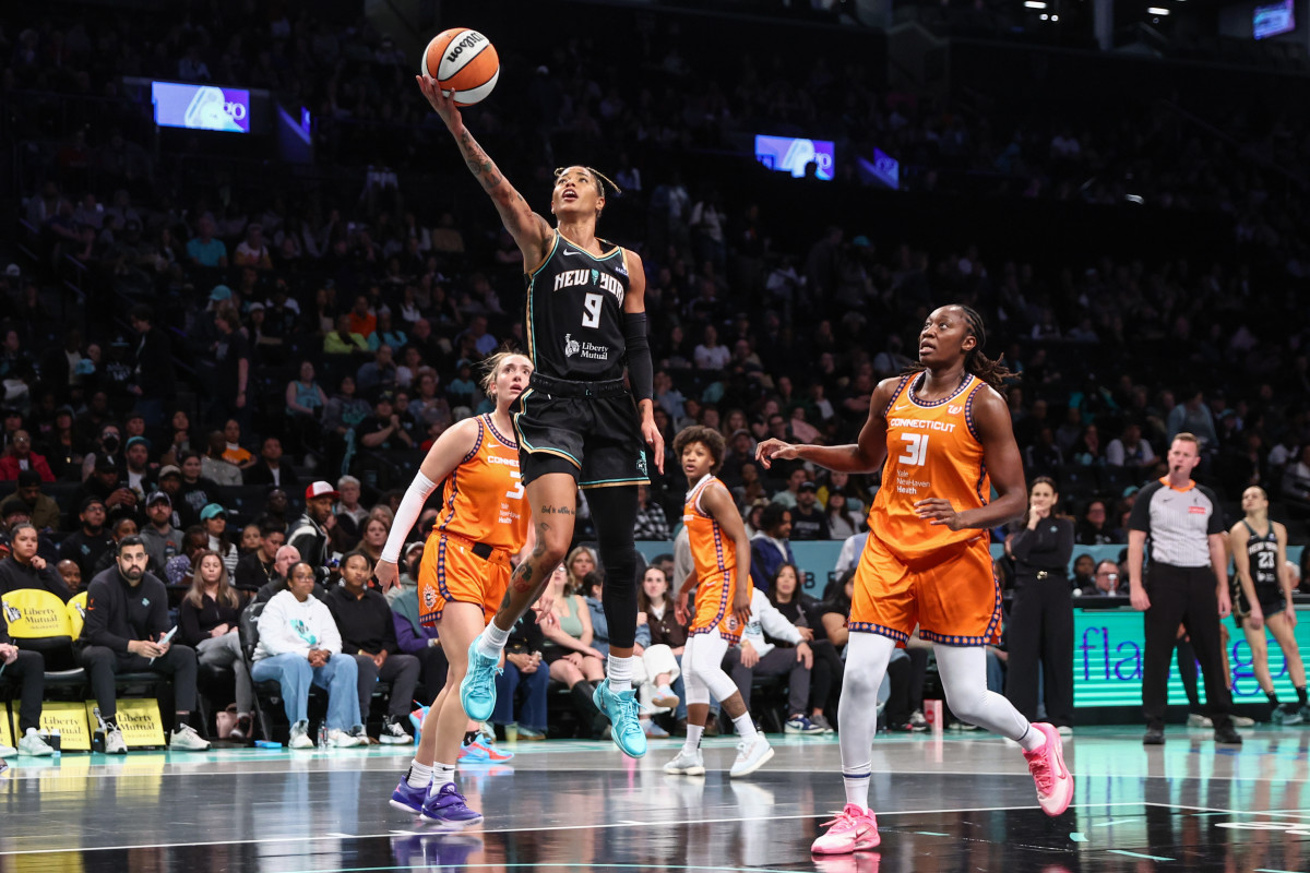 Tina Charles’ Return Draws Clear Response From Connecticut Sun - Athlon ...
