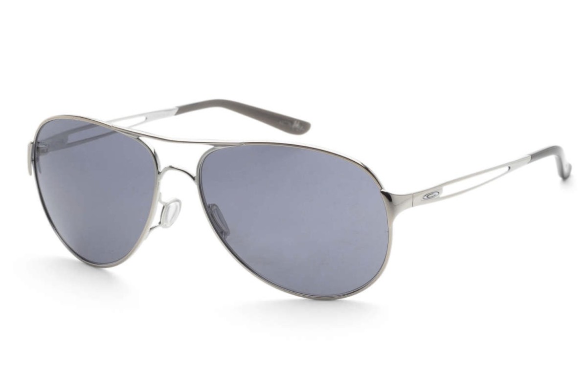 'Superb' Oakley Sunglasses Are on Sale for Over 70% Off - Athlon Sports