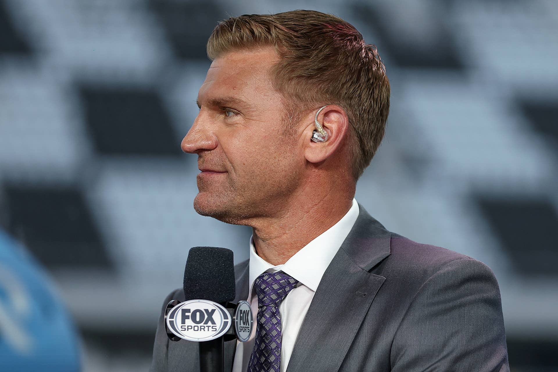 Clint Bowyer Has Meltdown on Live TV and Kyle Larson Roasts Him For It ...
