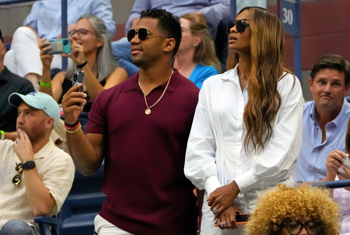 Russell Wilson And Wife Ciara Spotted at Major Sporting Event - Athlon ...