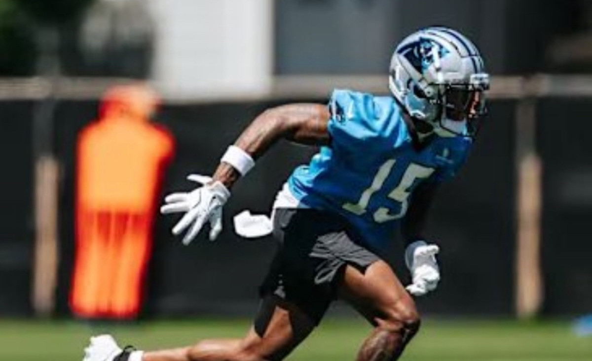 Carolina Panthers legend sends blunt message about Jimmy Horn Jr. - Athlon Sports