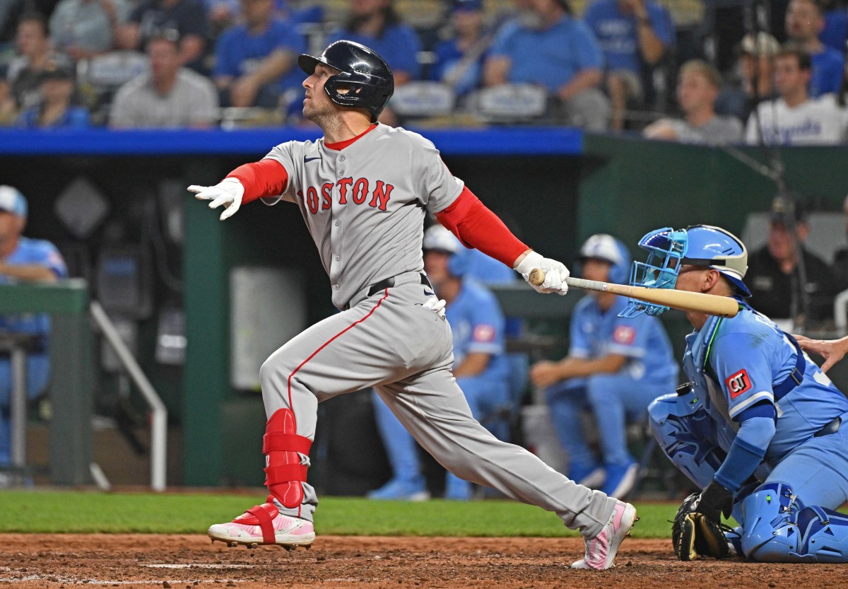 Alex Bregman Breaks Silence on Playing for Red Sox - Athlon Sports