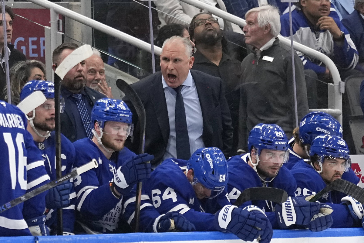 Maple Leafs Coach Had Words for His Players After Embarrassing Game 5 ...