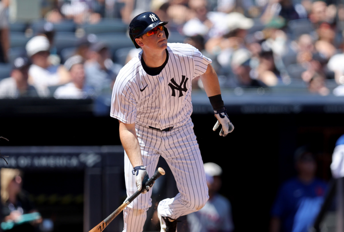 Yankees Predicted to Add Unexpected 21-Year-Old DJ LeMahieu Replacement - Athlon Sports