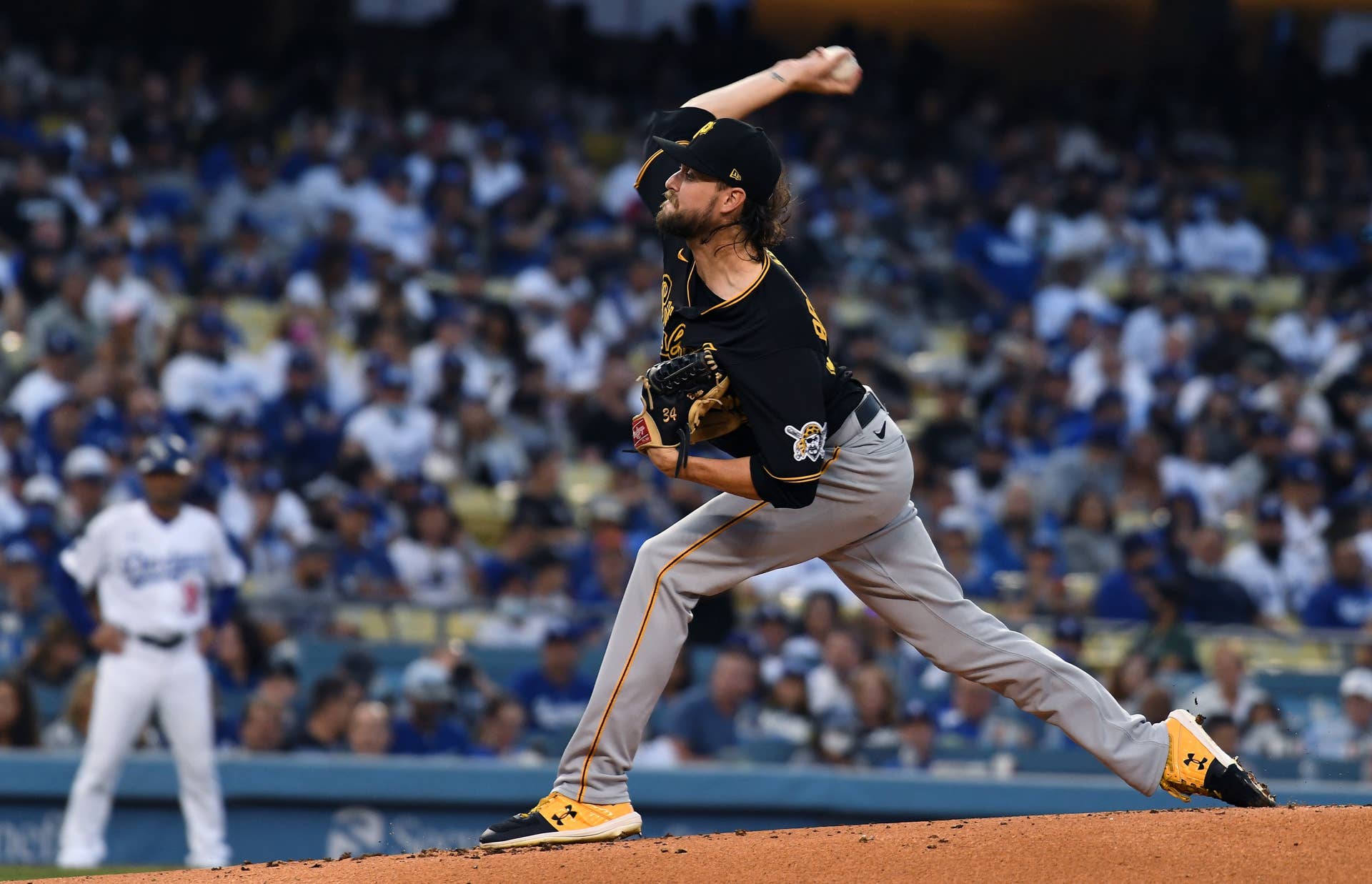 Yankees Nearing Pitching Reinforcement as Injuries Strain Rotation ...