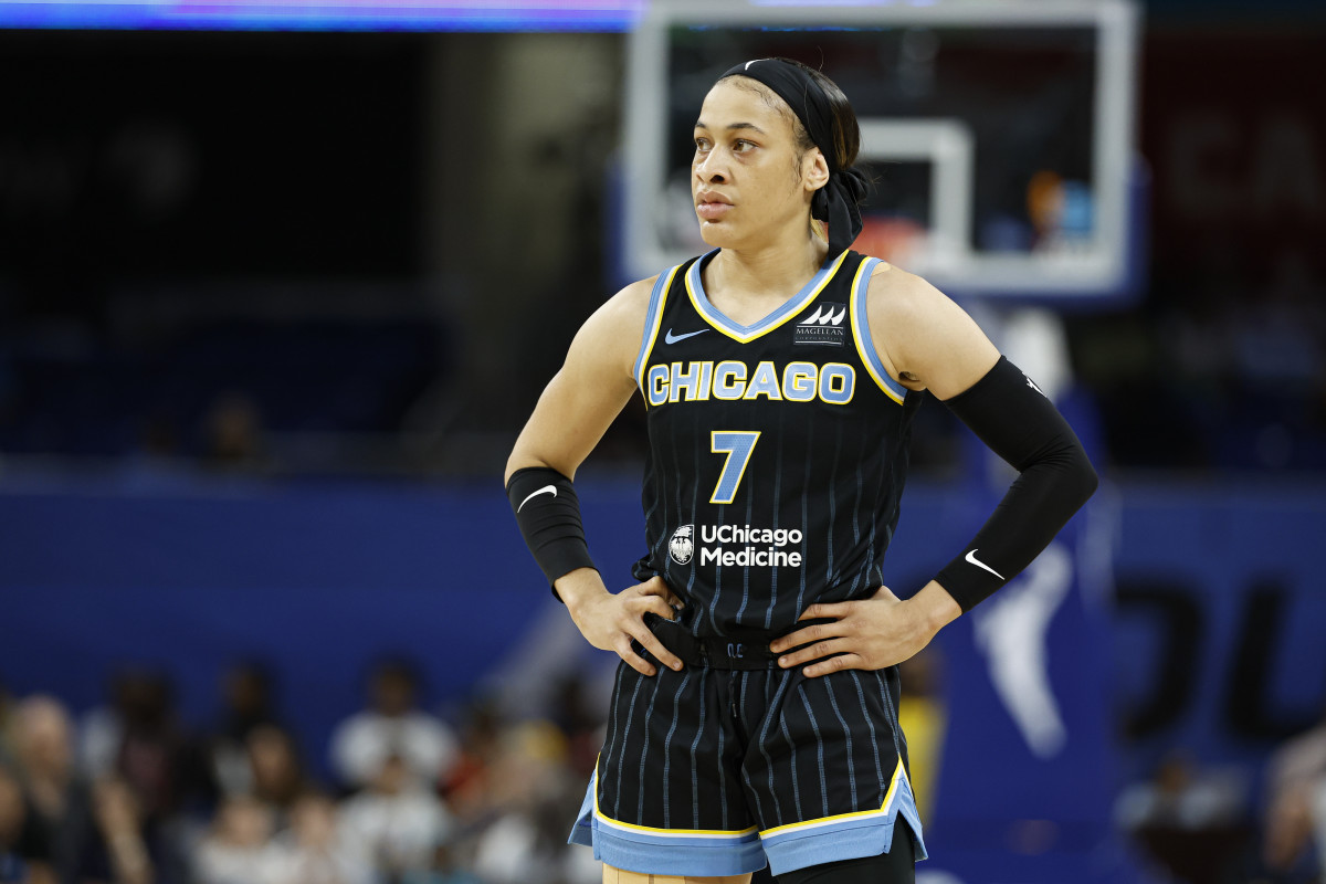 Calls Mount for Chicago Sky to Make Chennedy Carter Move After Indiana ...