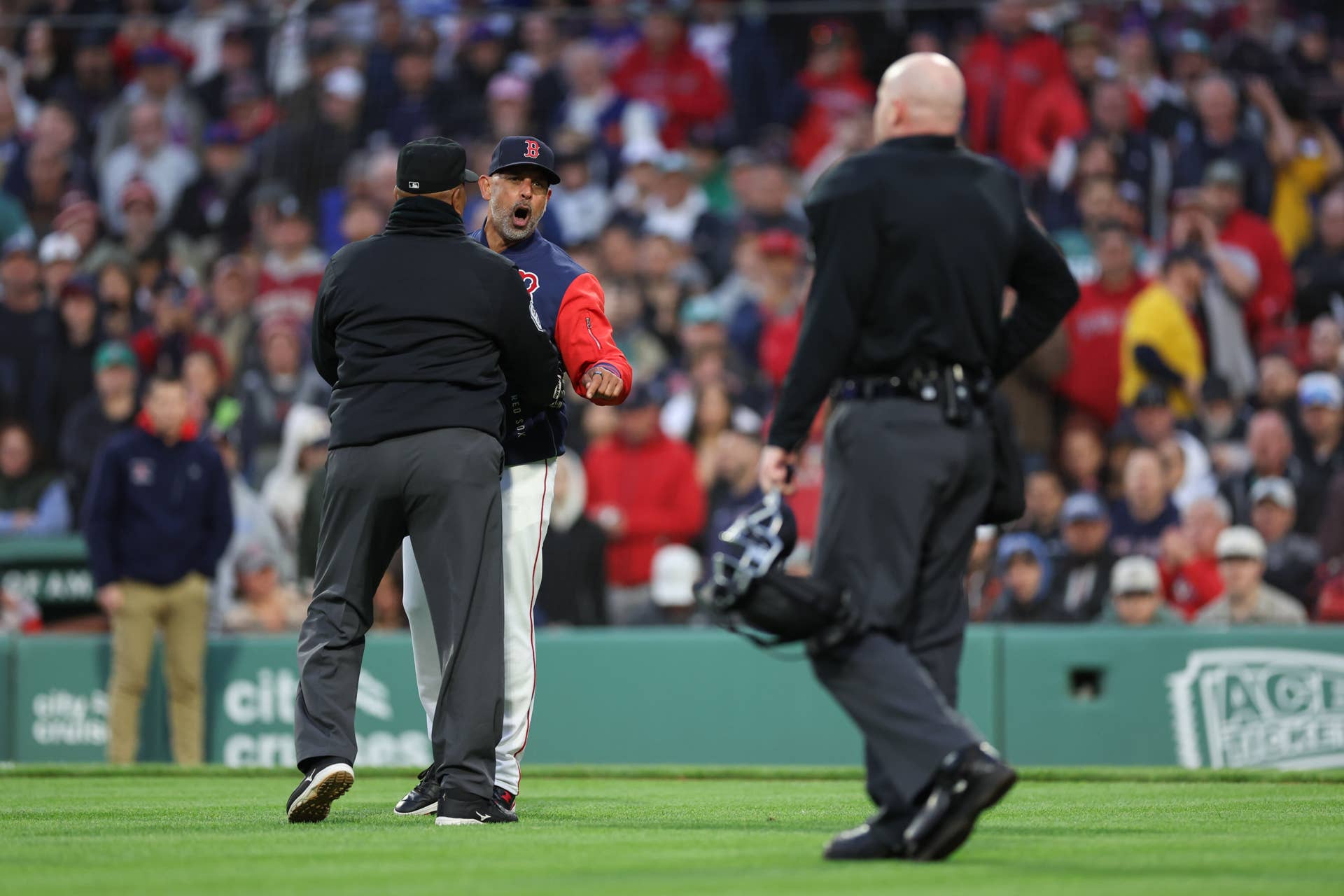 Calls Mount for Umpire's Firing After Mets-Red Sox Controversy - Athlon ...