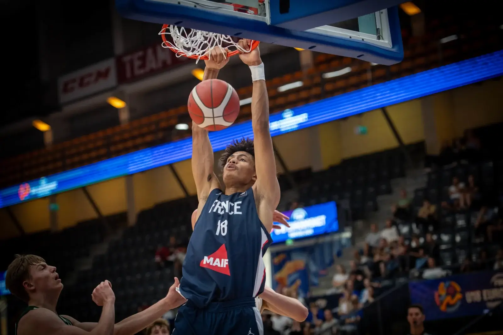 Timberwolves Projected to Gamble on Joan Beringer in NBA Mock Draft ...