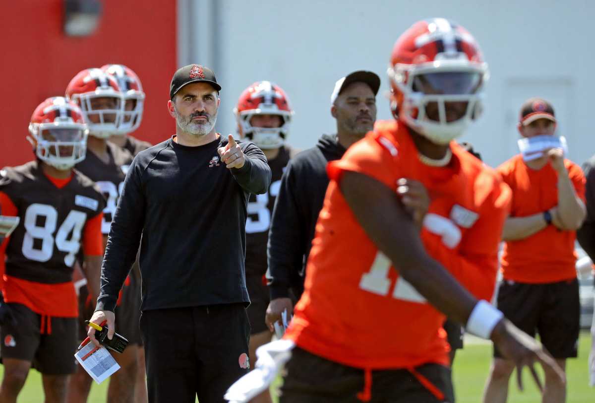 Kevin Stefanski Breaks Silence on Shedeur Sanders & Browns QB Battle ...