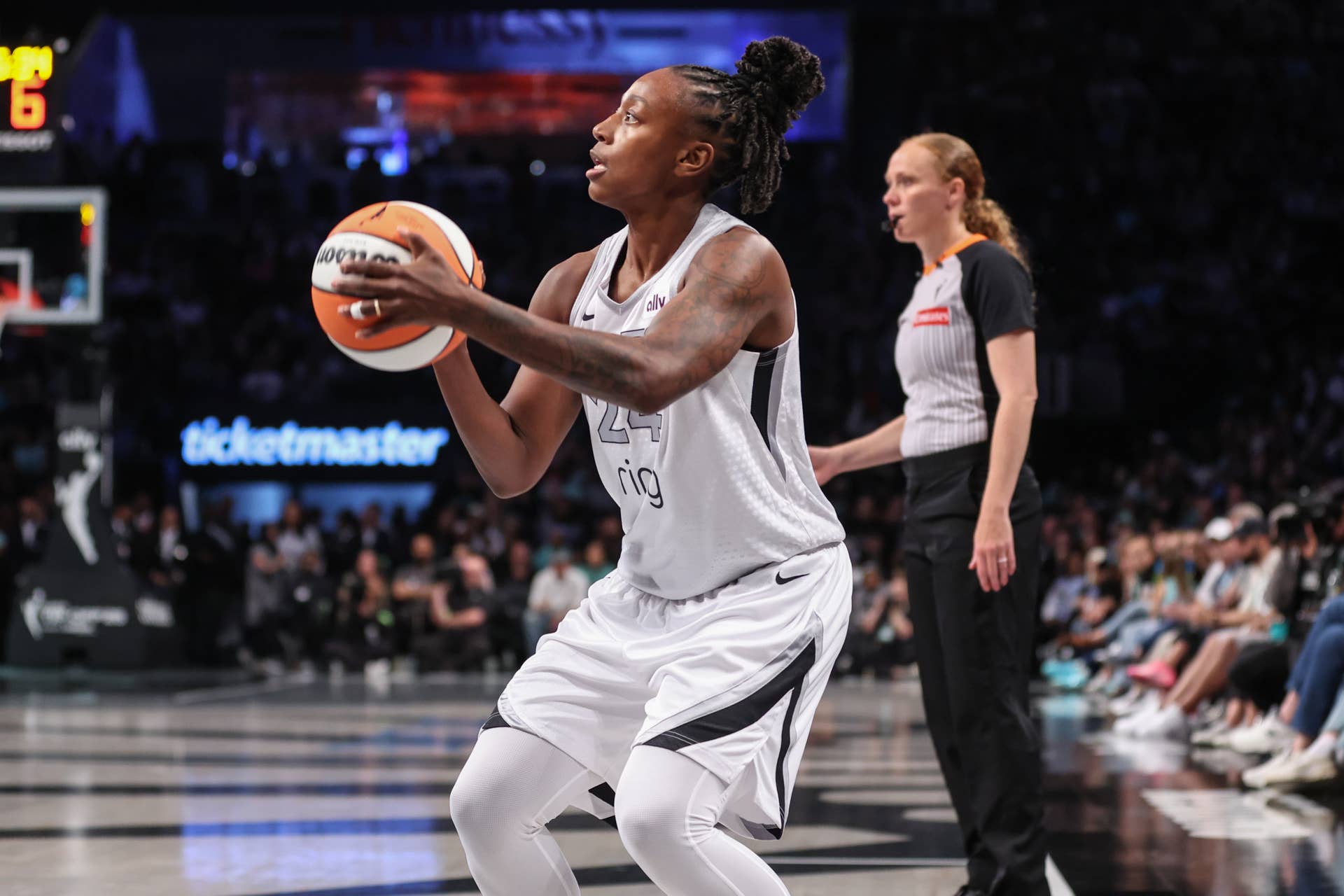Aces' Becky Hammon Sent Jewell Loyd 5-Word Text After Early Struggles ...