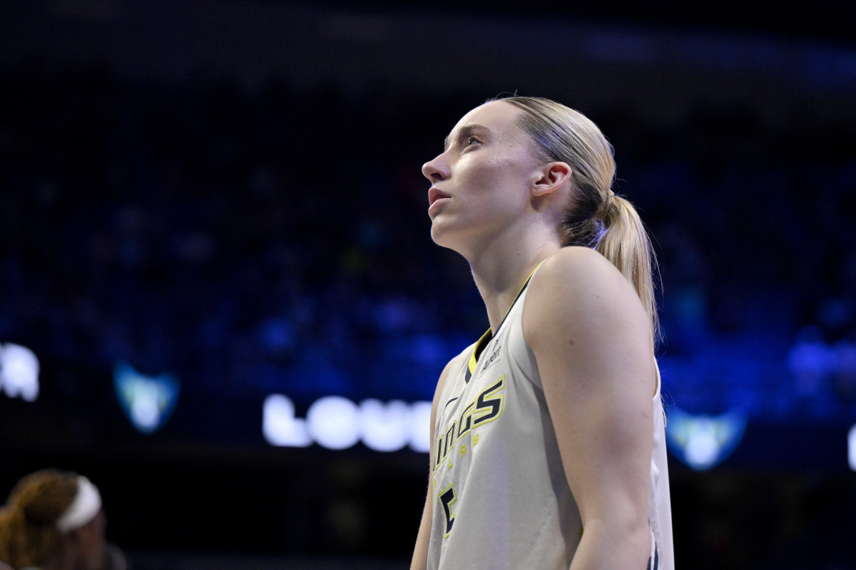 Historic Caitlin Clark, Paige Bueckers News Surfaces After Wings' Loss to Sky - Athlon Sports