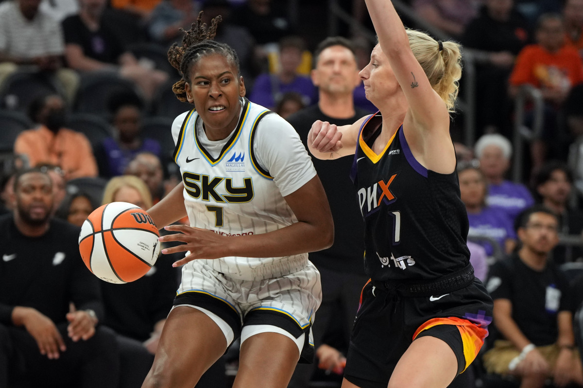 Chicago Sky Veteran Speaks Up After Fourth Straight Loss - Athlon Sports