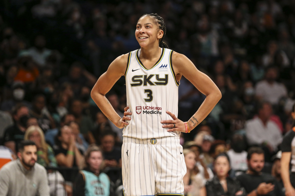 Chicago Sky Coach Had Strong Words for Candace Parker Ahead of Jersey ...